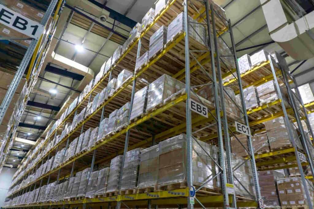 Η FAMAR ενισχύει το Κέντρο Διανομής της στη Θήβα | Virus.com.gr